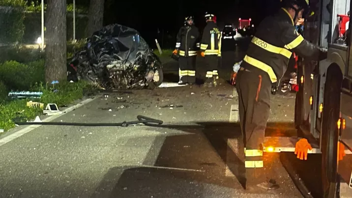 Tânăr moldovean, mort într-un accident cumplit în Italia: Mașina s-a ...