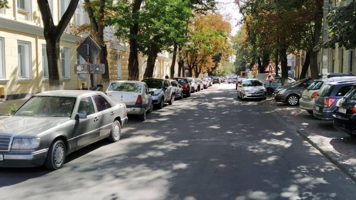 Primarul Ion Ceban, despre parcările din Chişinău: “Vom crea o hartă cu ...