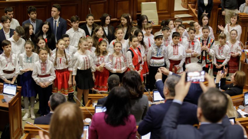 TV8.md - /VIDEO/ „România ta e România mea”: De 1 decembrie, elevii ...