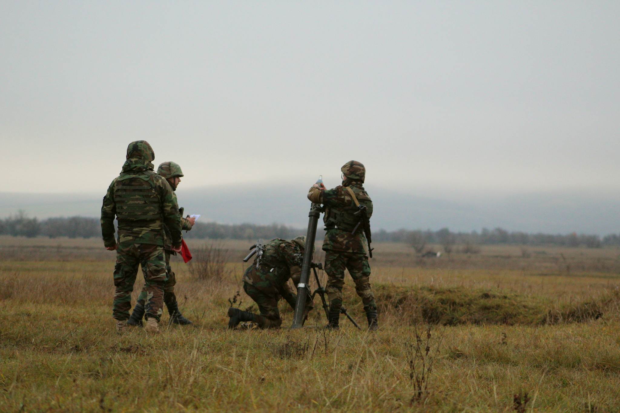 TV8.md - Exerciții militare la poligonul de la Bălți: Marșuri și ...
