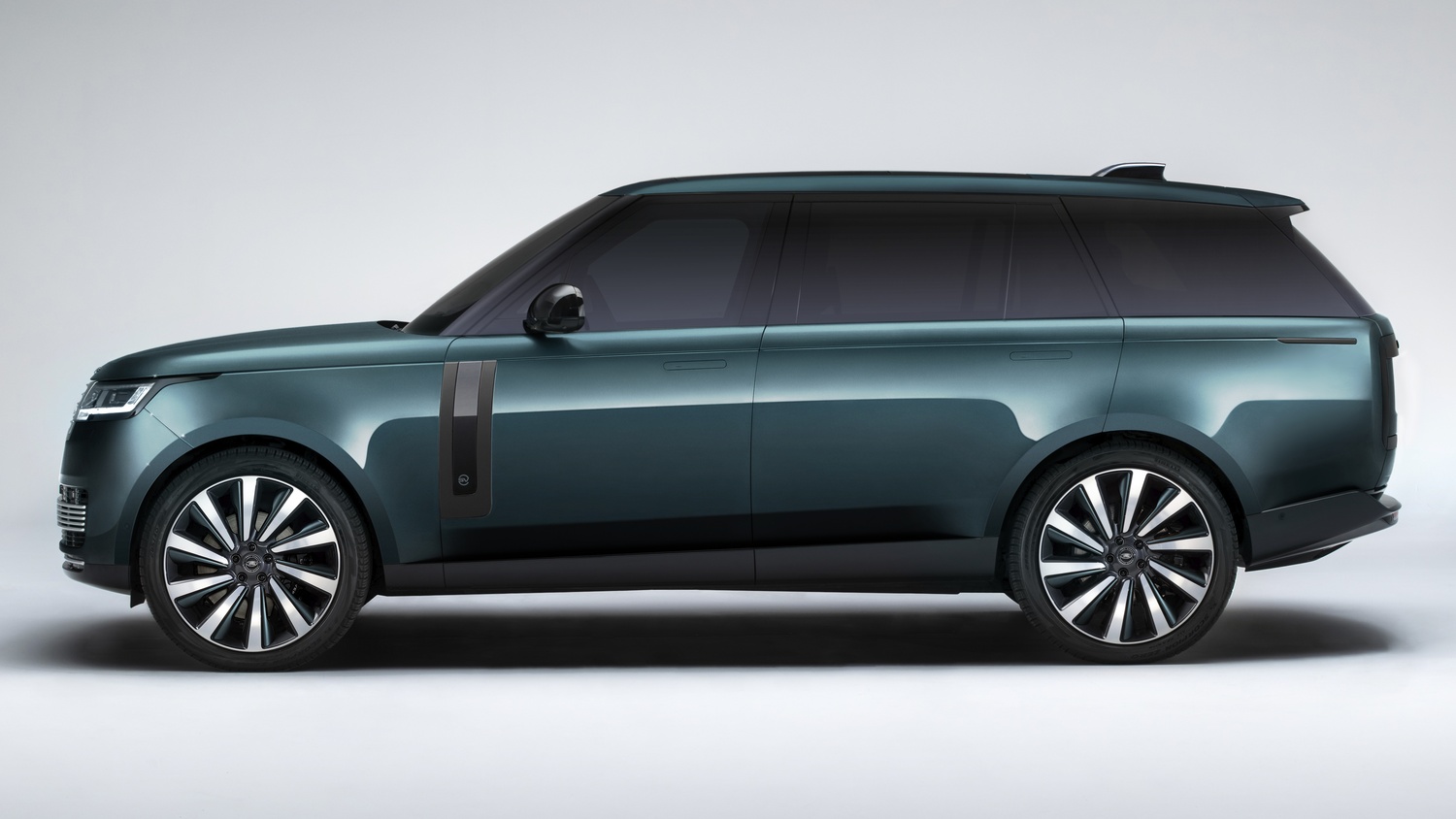 TV8.md - Primul update pentru noul Range Rover: acces la serviciul SV ...