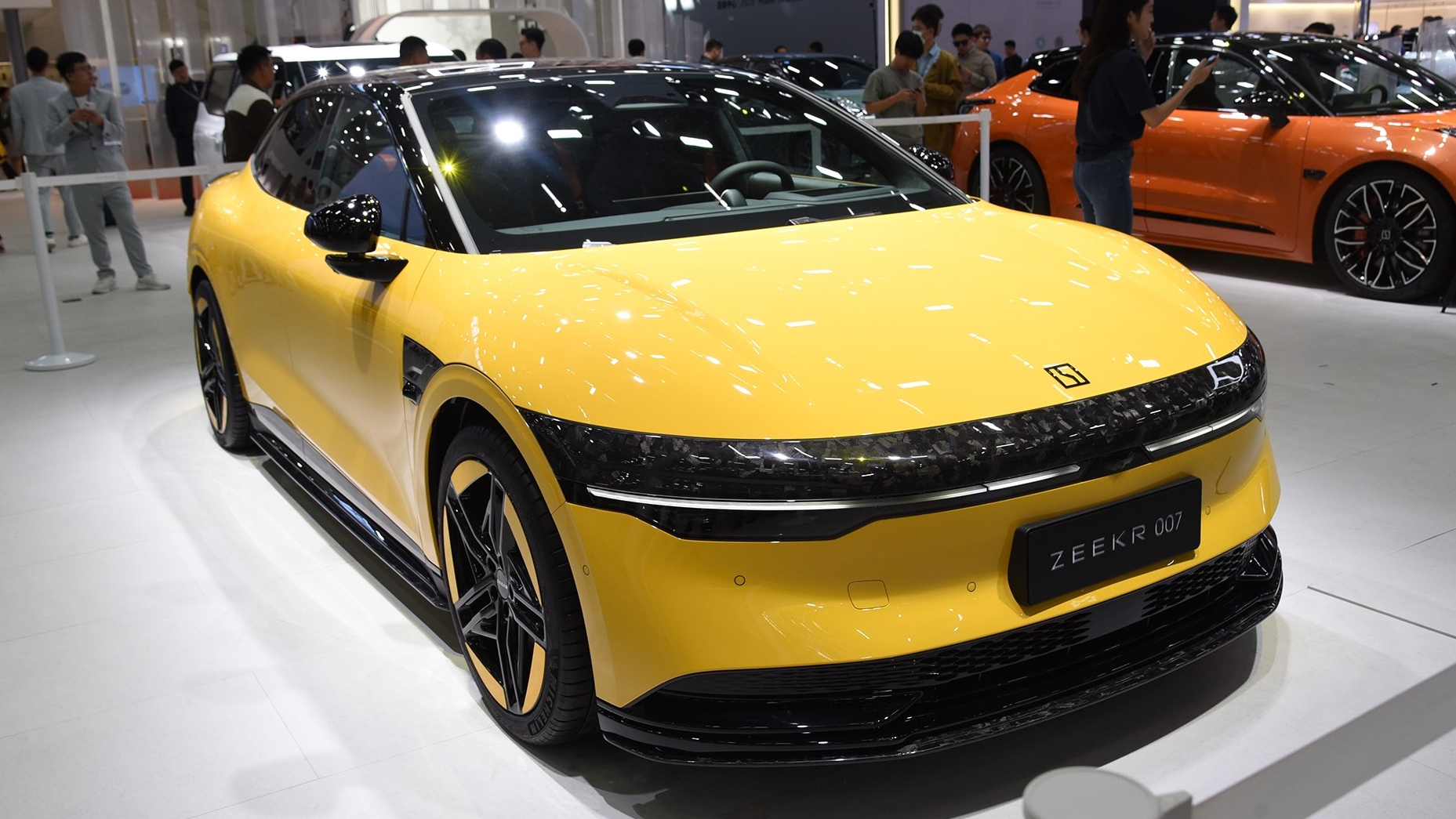 TV8.md - Premieră în China: Noul sedan electric Zeekr 007 și uimitorul ...