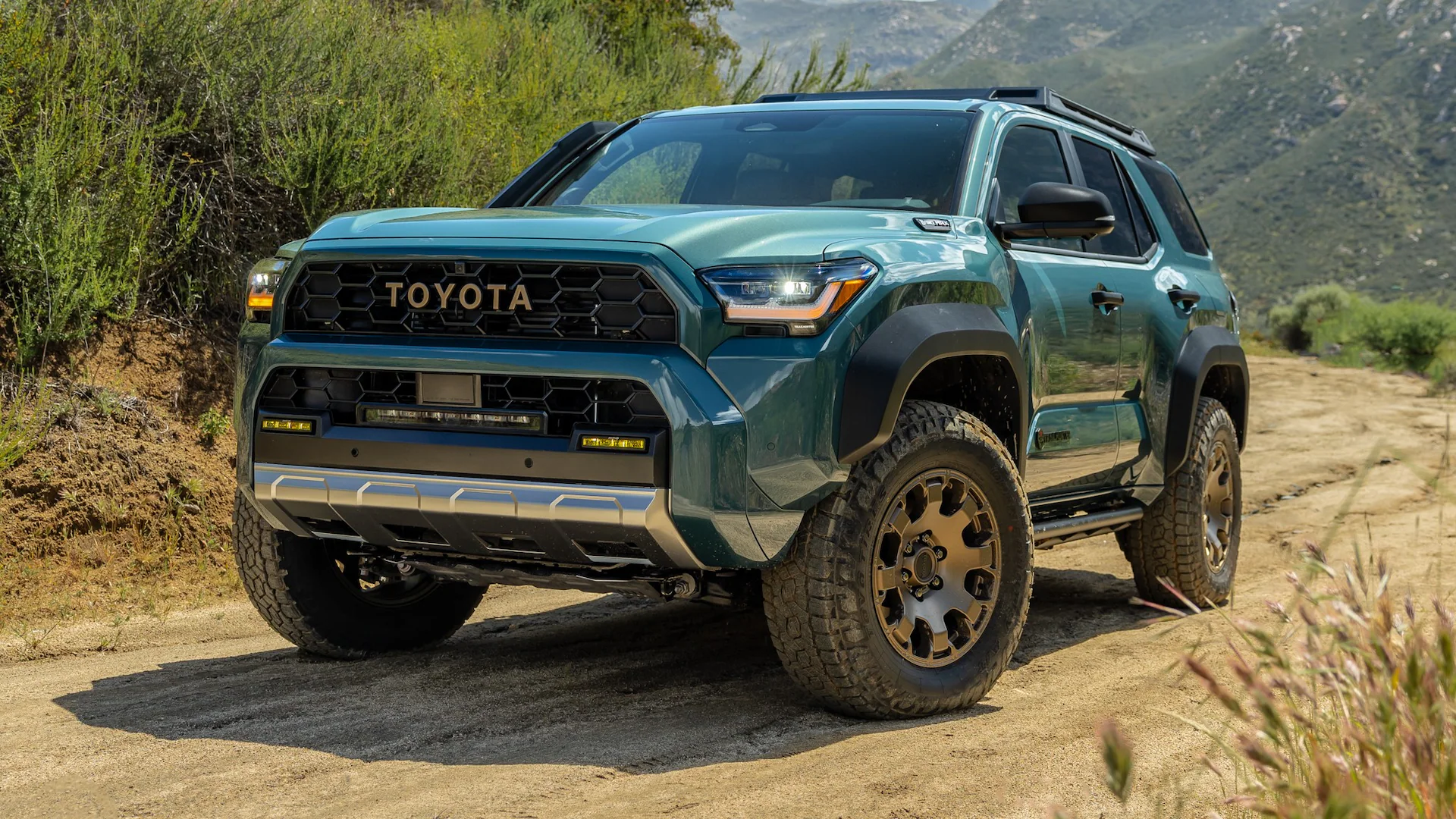 TV8.md - Premieră: Noua generație Toyota 4Runner se prezintă peste ...