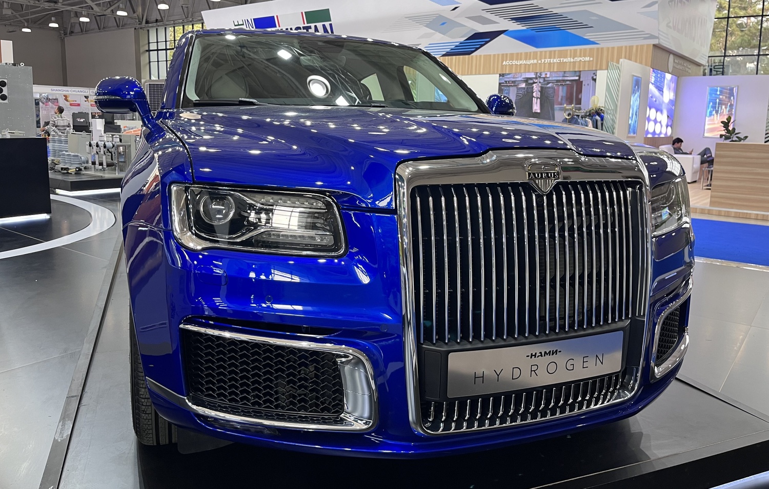 TV8.md - Rușii de la AURUS Motors se laudă cu cel mai puternic automobil de tip FCEV din lume