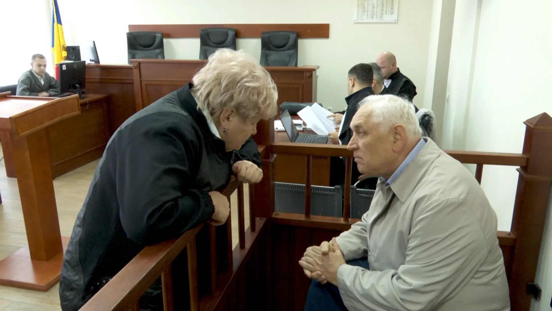 TV8.md - /VIDEO/ Scandal la judecătorie! Apostolova a insultat ...