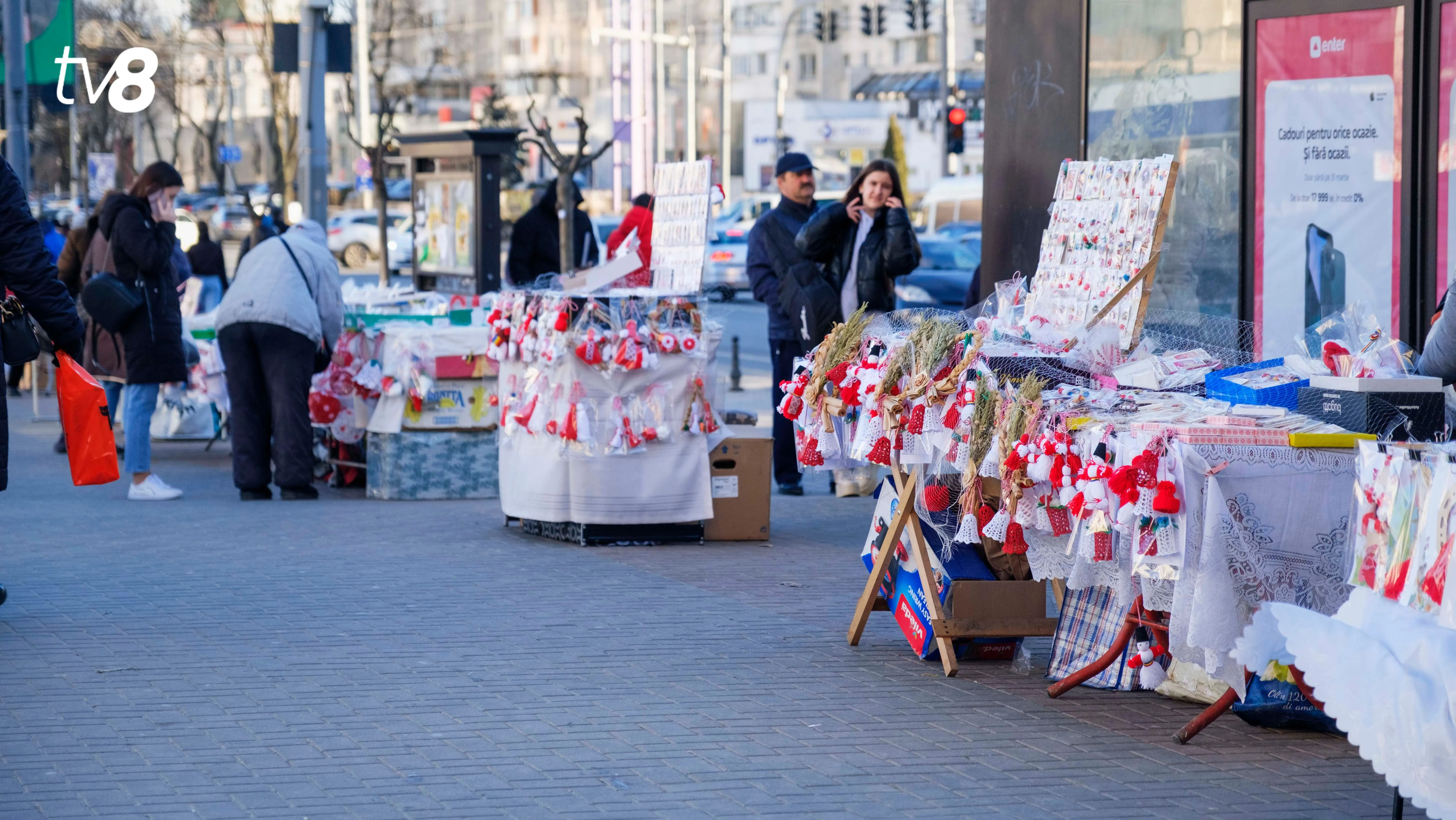 TV8.md - /VIDEO/ Mărțișor 2025: Prețuri și modele. Vânzătorii au scos pe tarabe compoziții ...