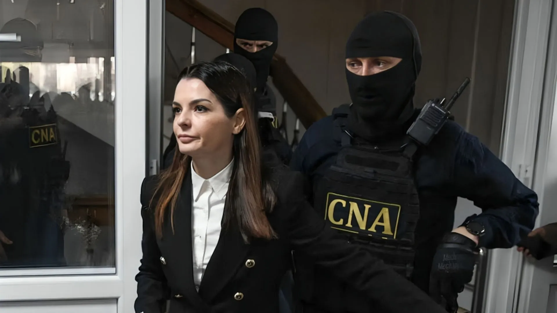 TV8.md - /VIDEO/ Evghenia Guțul nu planifica să revină în Moldova? Octavian Iachimovschi: „Am ...