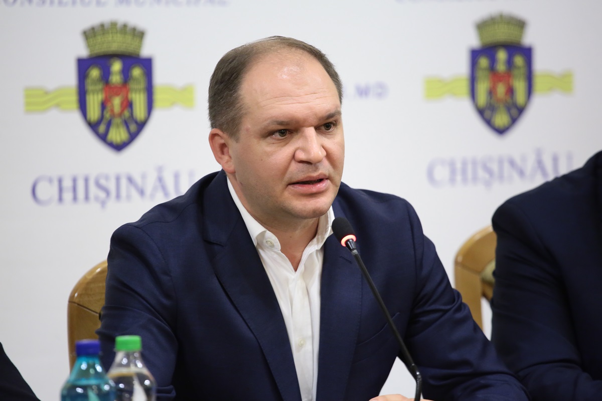 TV8.md - Primul din tabăra lui Dodon. Primarul Ion Ceban a felicitat-o ...