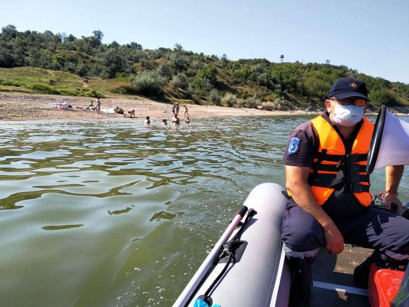 TV8.md - Tragedie la scăldat! O fată de 14 ani, care se plimba cu o ...